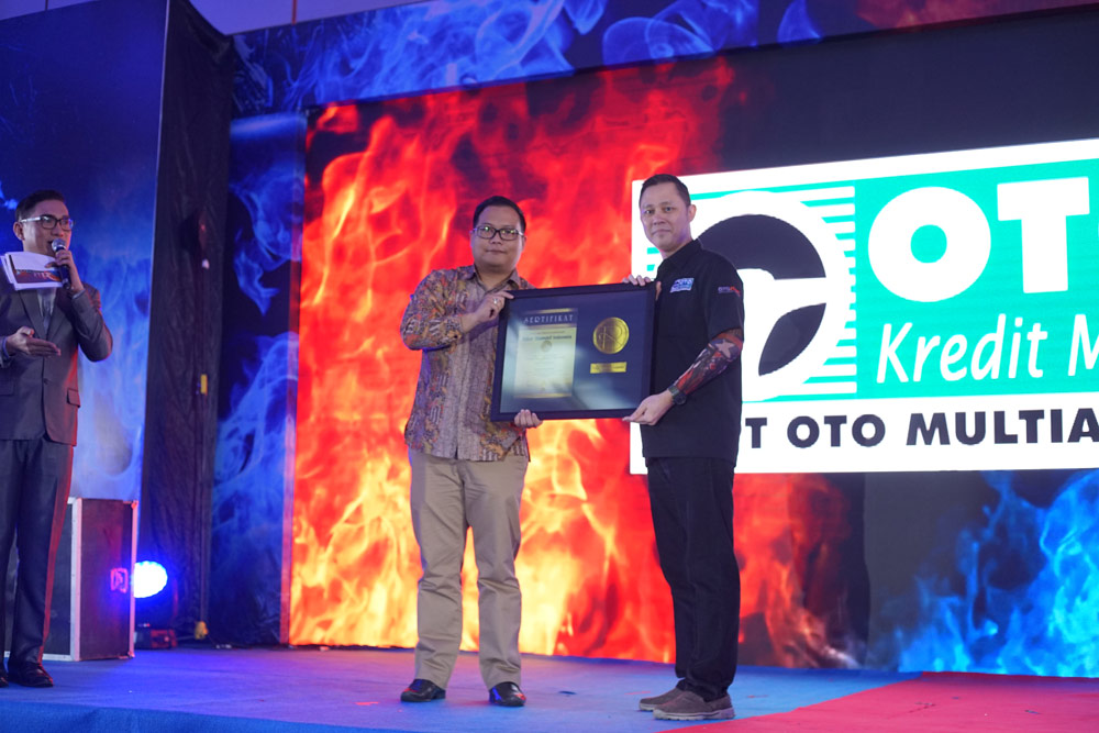 Pengecatan “Freehand” di Mobil Dengan Peserta Terbanyak