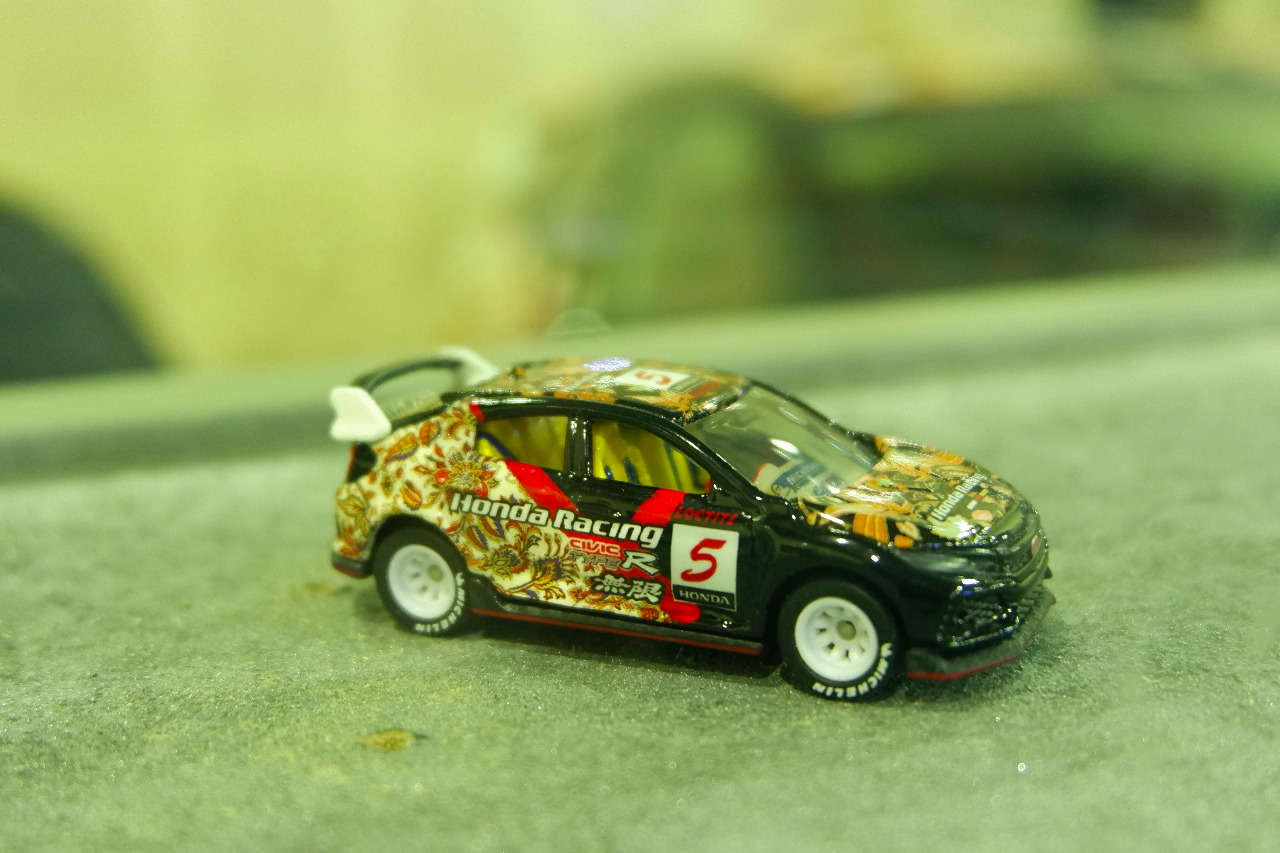 Civic Type R Pemenang Diecast Custom Competition Mejeng di IMX 2018!