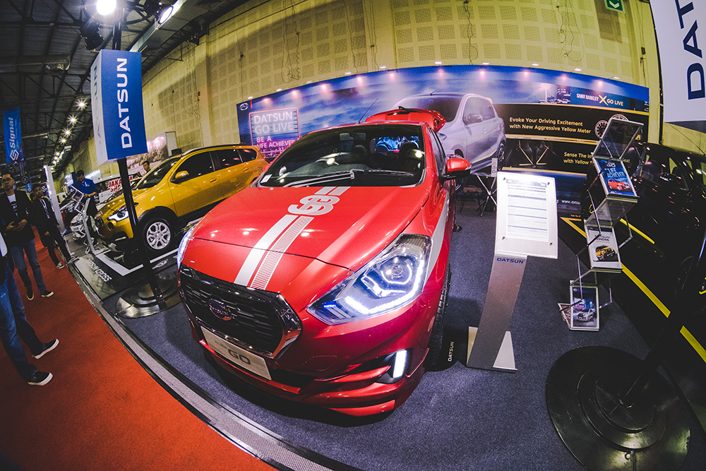 Kolaborasi Datsun dan Sneakers Saint Barkley Yang Memukau di IMX 2018