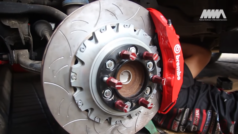 Catat Nih, Ukuran Rotor Disc Ideal Sebelum Pasang Big Brake Kit - NMAA