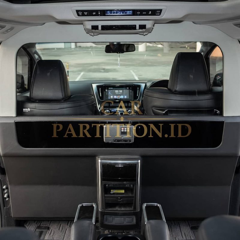 Pandemi Covid-19 Belum Berakhir, Lengkapi Sekat Partisi di Interior ...