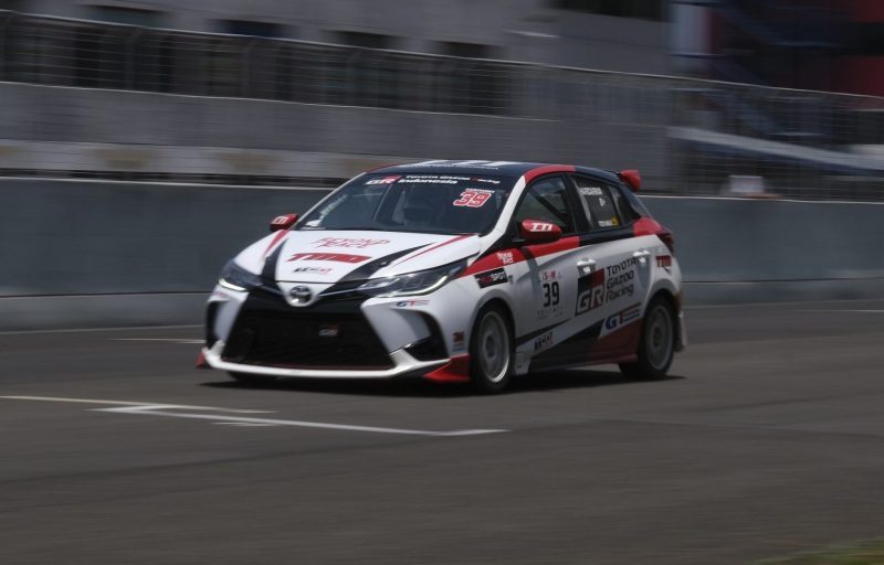 Dengan Livery Toyota Gazoo Racing, Duet Toyota Yaris dan Agya Puncaki ...
