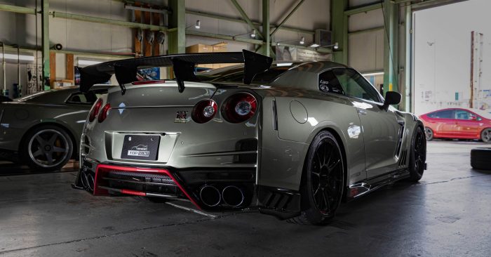 Nissan GT-R R35 Makin Sangar Bertabur Part Serat Karbon Besutan Top ...