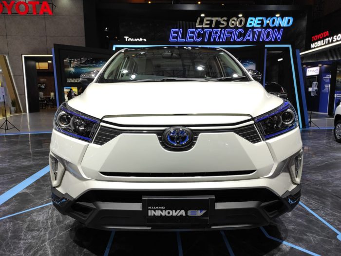 Toyota Indonesia Kenalkan Kijang Innova EV Concept, Berapa Taksiran ...