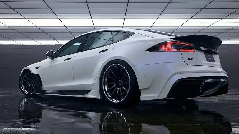 Tesla Model S Plaid Auto Naik Kelas, Pasang Wide Body Lebar Gaya Amerika