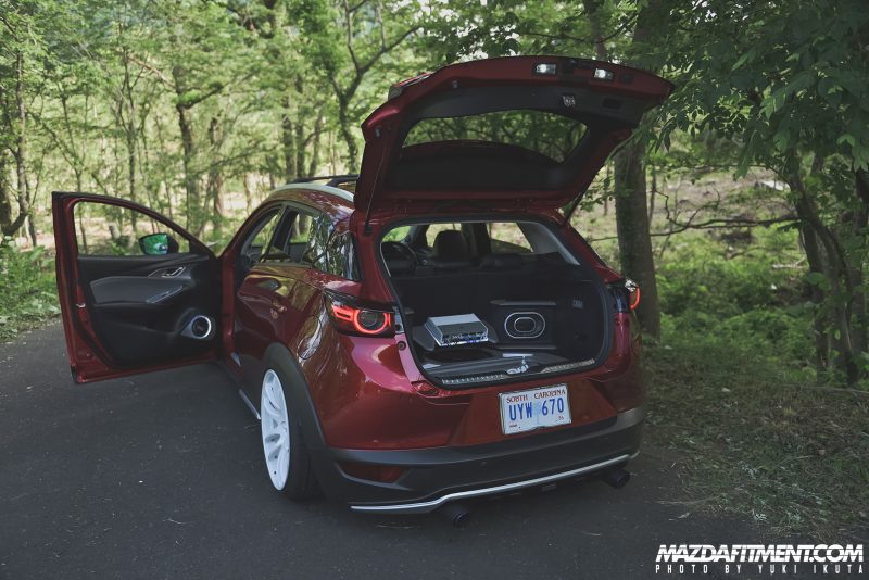 Mazda CX-3 Mantap Gaya Stance, Kaki-kaki Kandas Ditopang Air Suspension ...