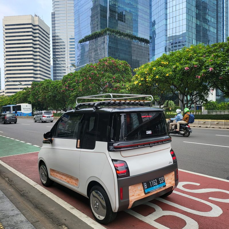 Mengusung Konsep Retro Klasik, Wuling Air EV Barunya Dimodifikasi BTX - NMAA