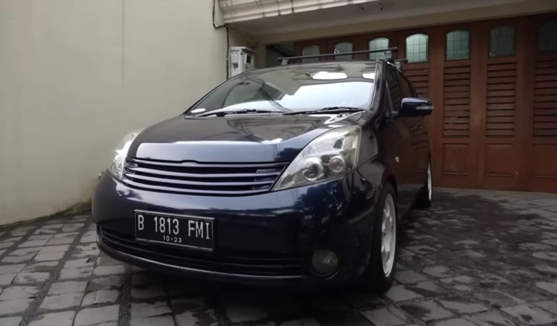 Repaint Bodi Toyota Isis, Gofar Hilman Percayakan Produk Cat Lokal dari ...