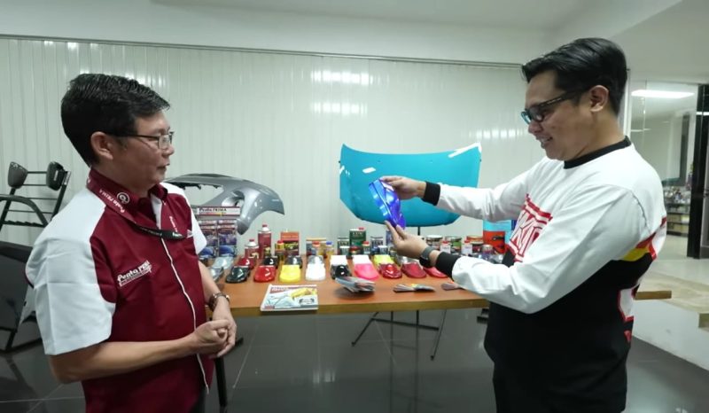 Repaint Bodi Toyota Isis, Gofar Hilman Percayakan Produk Cat Lokal dari ...