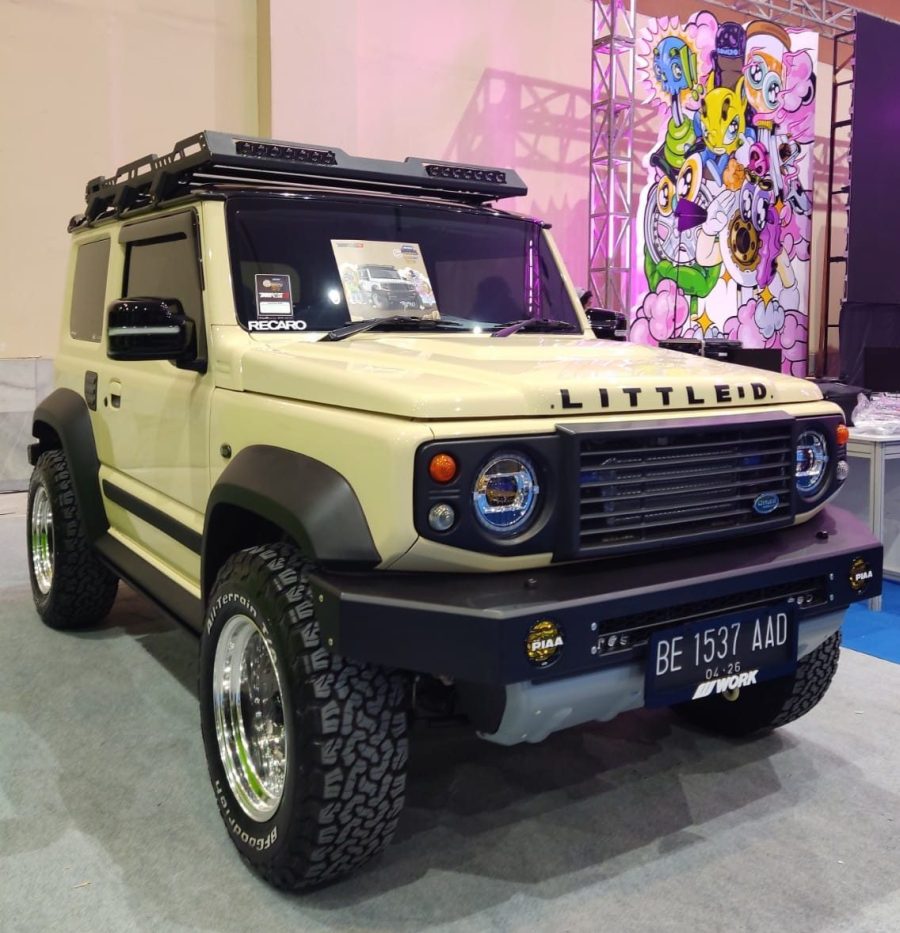 Suzuki Jimny JB74 Oplas Wajah Land Rover Defender, Kaki-kaki Jangkung ...