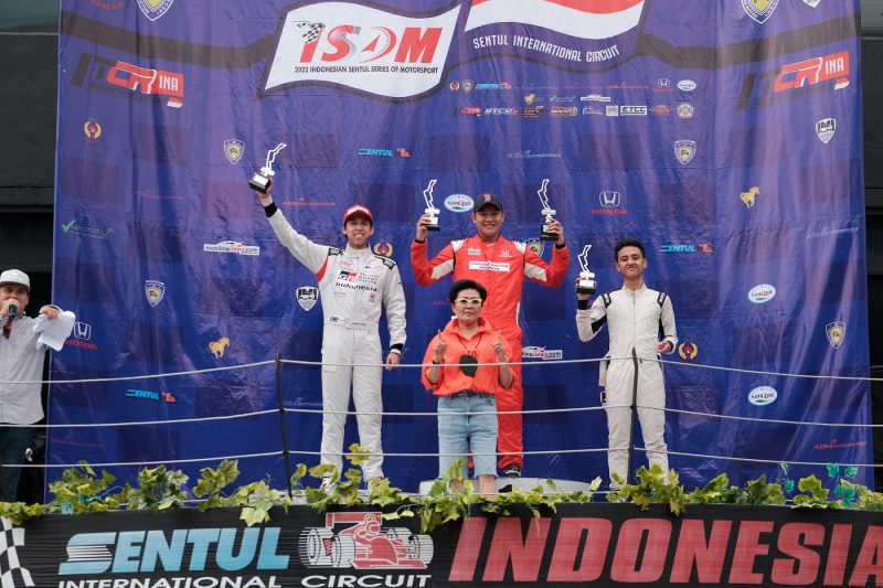 TGRI Raih Gelar Juara Nasional Kejurnas ITCR Max 1.600 dan Juara Ke-2 ...