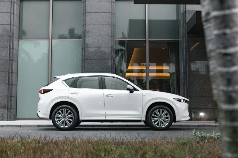 Mazda Indonesia Perkenalkan Warna Premium Anniversary Edition pada CX-5 AWD Rhodium White dan ...