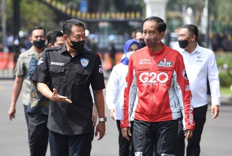 Presiden Jokowi Terpilih jadi Duta Otomotif Indonesia di Rakernas IMI 2023 - NMAA