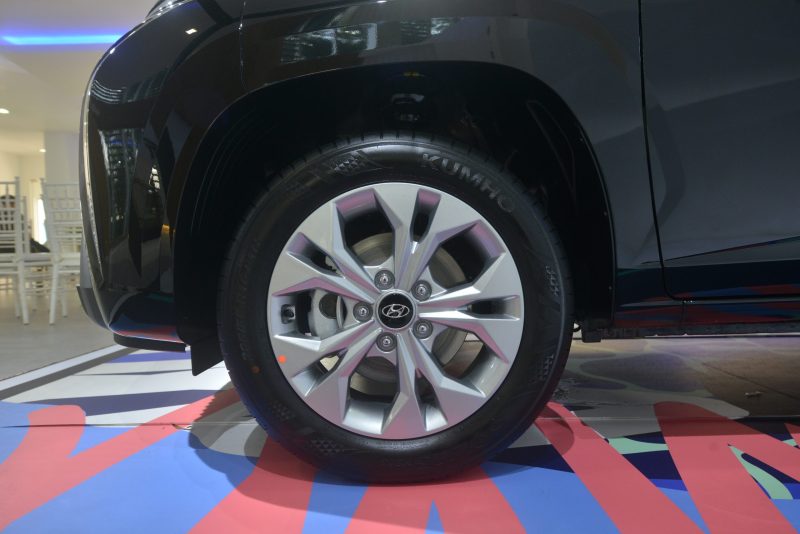 Harga Tetap, Hyundai Stargazer Active Kini Dilengkapi AC Double Blower ...