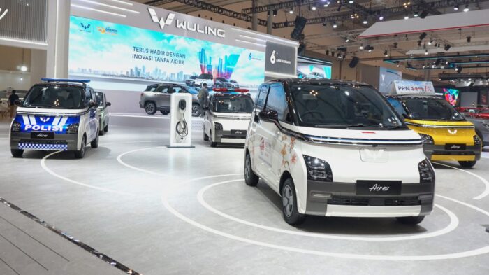 Special Display Wuling Air ev Modifikasi Tampil di GIIAS 2023: Dari ...