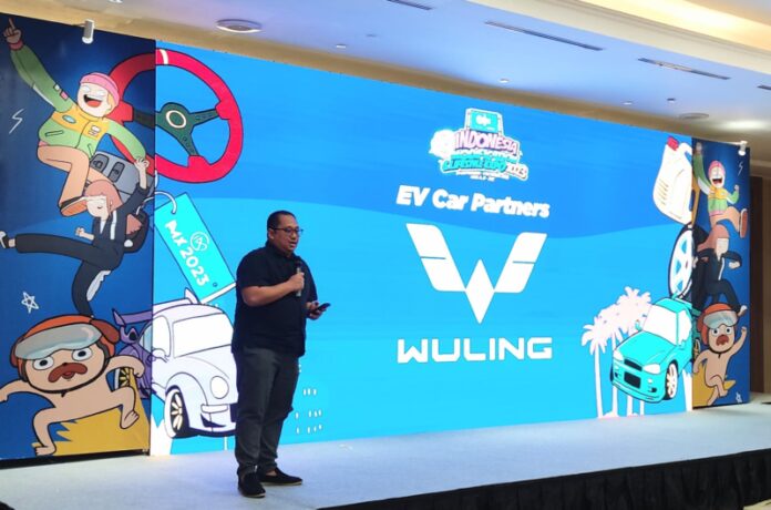 Pikat Car Enthusiast, Wuling Bawa Modifikasi Air ev dan Alvez di OLX ...