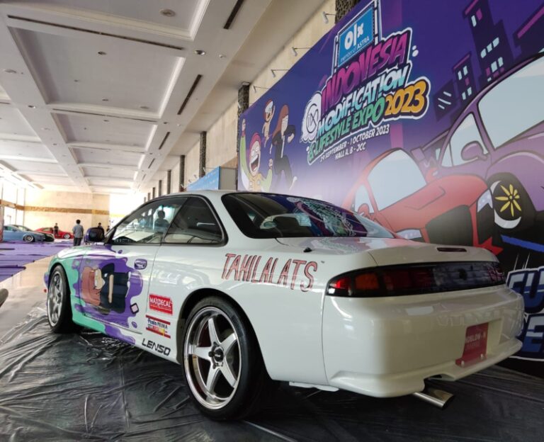 Nissan Silvia (S14) Jadi Maskot Mindblowon Universe di OLX IMX 2023