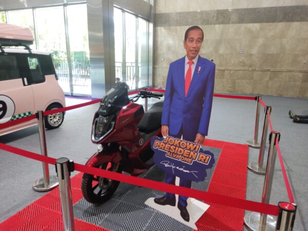 Berburu Inspirasi Modifikasi Kendaraan Listrik di IMX 2023 - NMAA