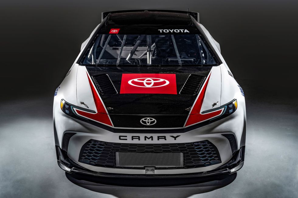 Generasi Baru Toyota Camry, Siap Pertahankan Prestasi di Ajang NASCAR ...