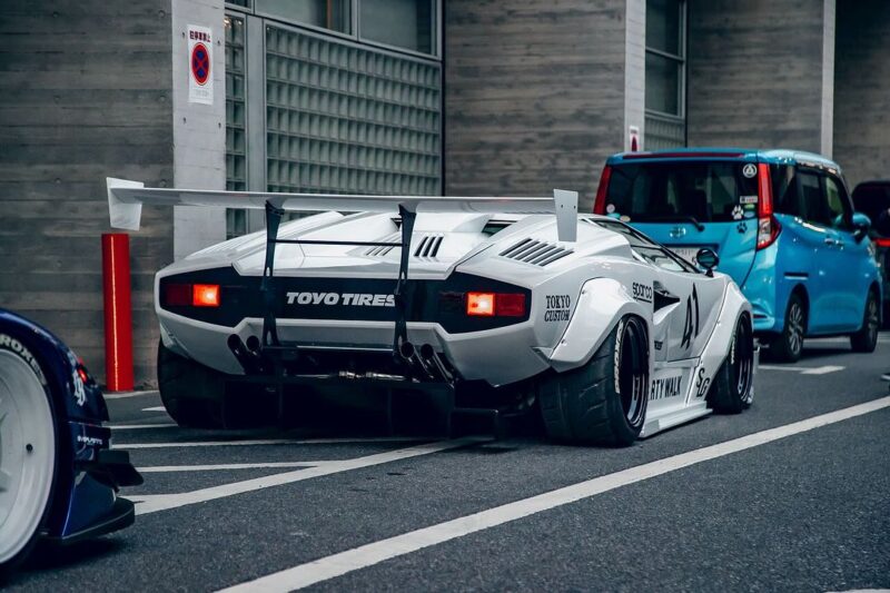 Lamborghini Countach Wide Body Besutan Liberty Walk, Bikin Kaum Purist ...
