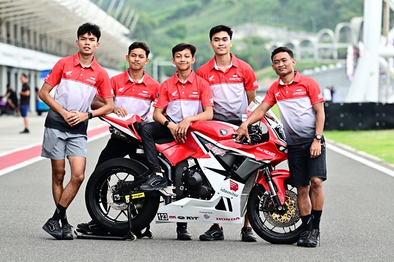 5 Pebalap Astra Honda Siap Dominasi Kejurnas Superport 600 Mandalika - NMAA