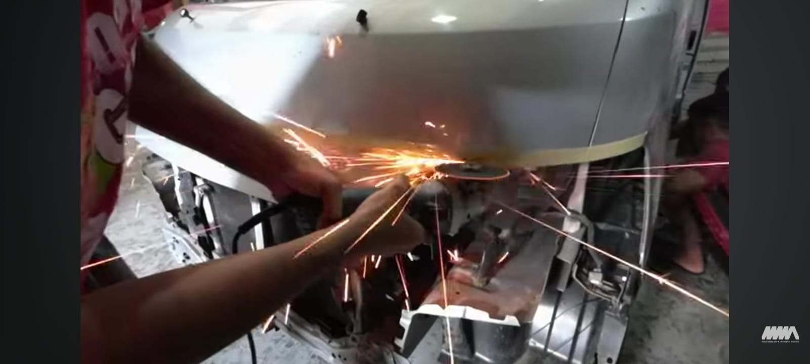 Melongok Proses Modifikasi Mobil Supergiveaway IMX 2024 GranMax GH ...