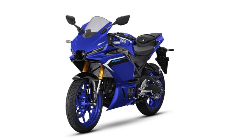New Yamaha R25 Tampil dengan Desain dan Detail Aerodinamika Agresif - NMAA