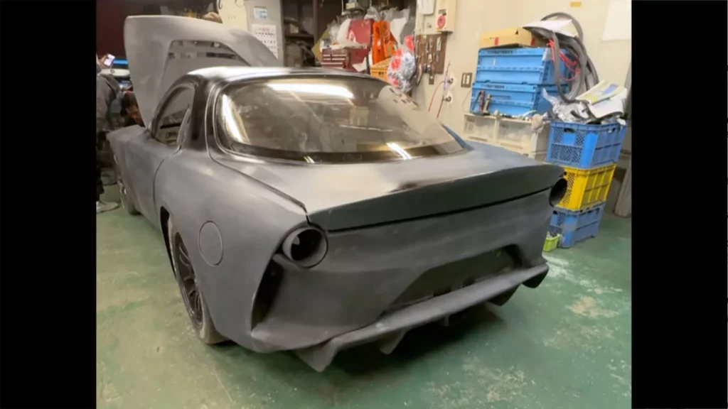 RE Amemiya Bikin Proyek Modifikasi Ala Mobil Konsep Mazda Iconic SP - NMAA