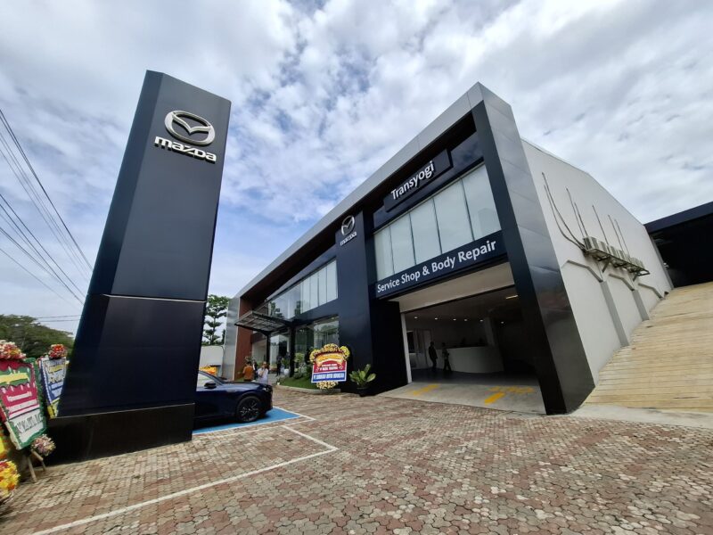 Ada Fasilitas Body Repair, Mazda Transyogi Resmi Beroperasi - NMAA