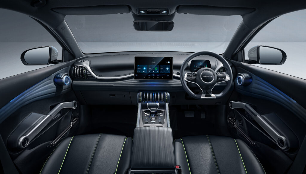 BYD Indonesia Perkenalkan Varian Ekonomis Atto 3 Advanced STD - NMAA