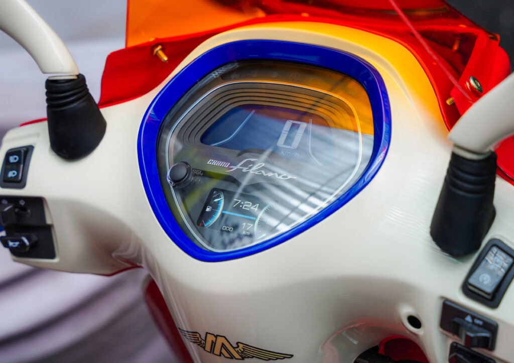 Modifikasi Unik Yamaha Grand Filano Hybrid Bergaya Vintage Rally - NMAA