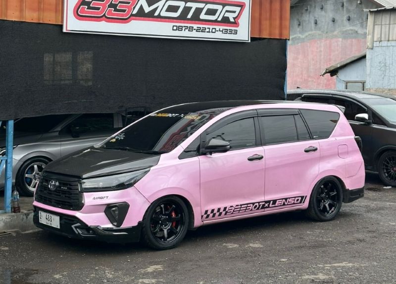 Mega Arvia Hadir di IMX 2025, Bocorkan Proyek Modifikasi Toyota Innova ...