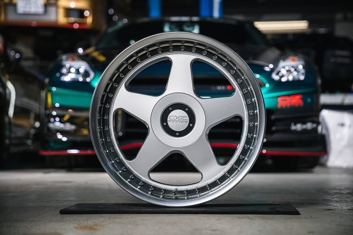 Velg Legendaris OZ Futura Bangkit Lagi! Kolaborasi Smoky Nagata Tampil ...